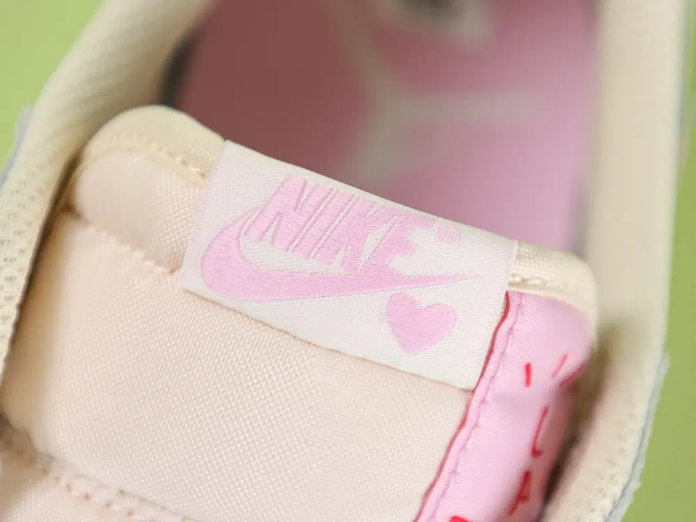 Travis Scott x Air Jordan 1 Retro Low OG 'Shy Pink' Kaufen - Etkick